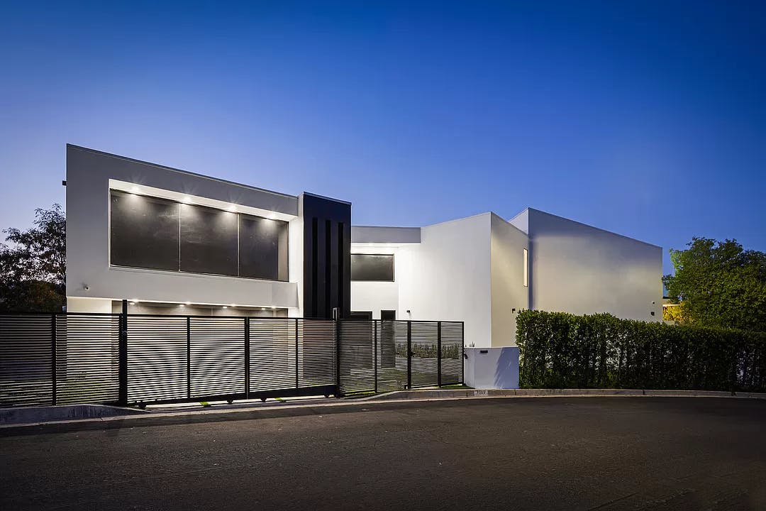 The Hermes One - Private Home for Rent in Los Angeles - Swimply
