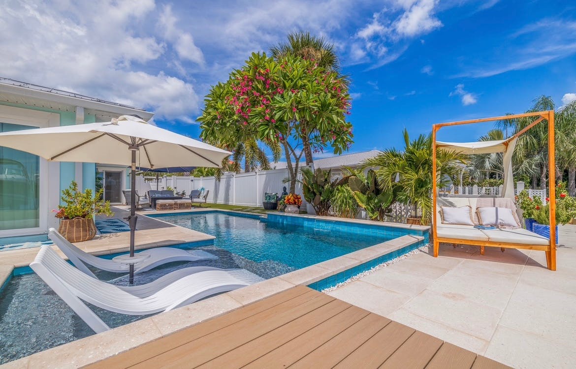 Dolphin Bay Bungalow Pool - Private Pool in Indian Rocks Beach - Swimply