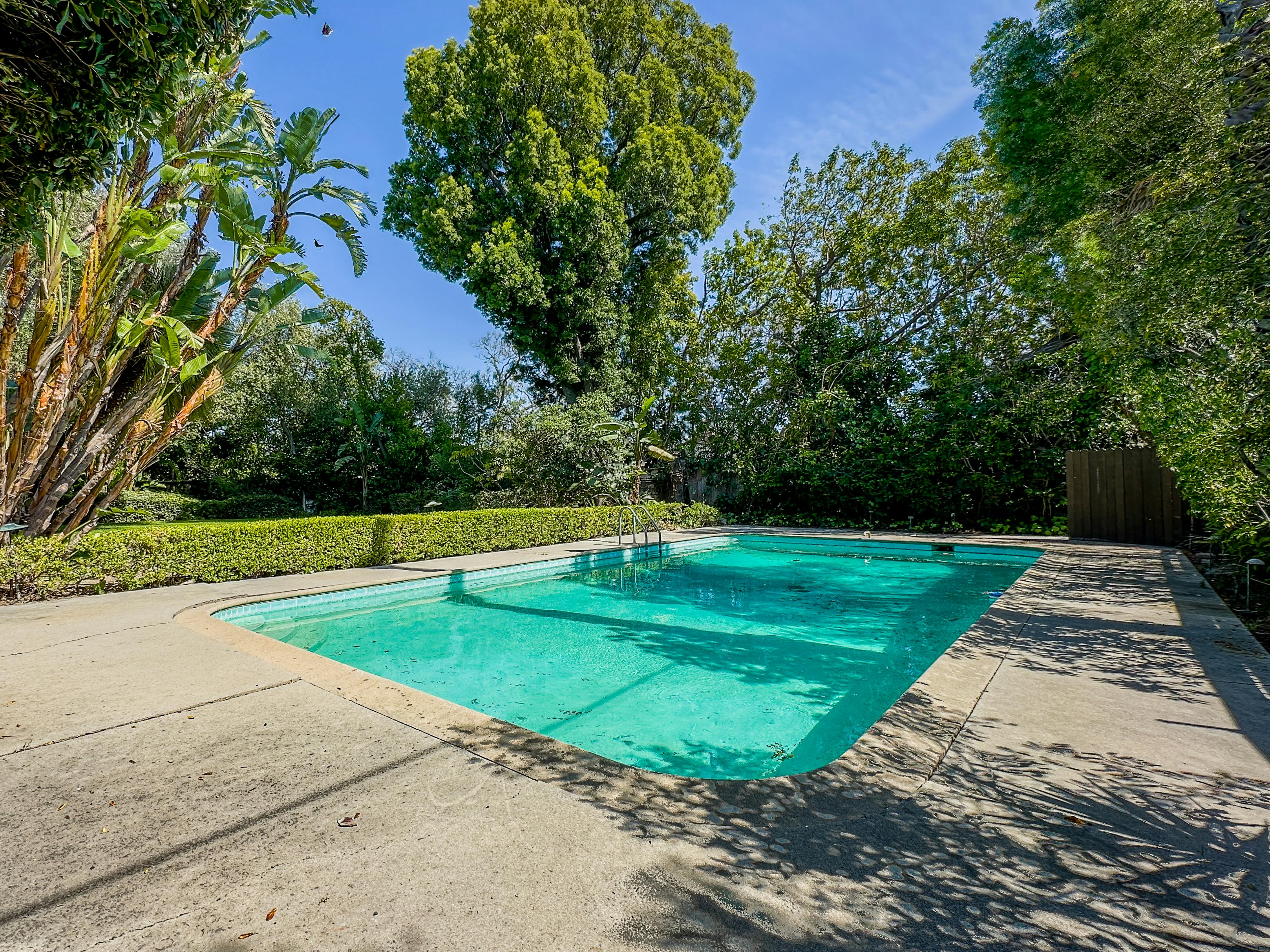 Tropical Resort-like Oasis With Commercial Size Pool And Gorgeous ...