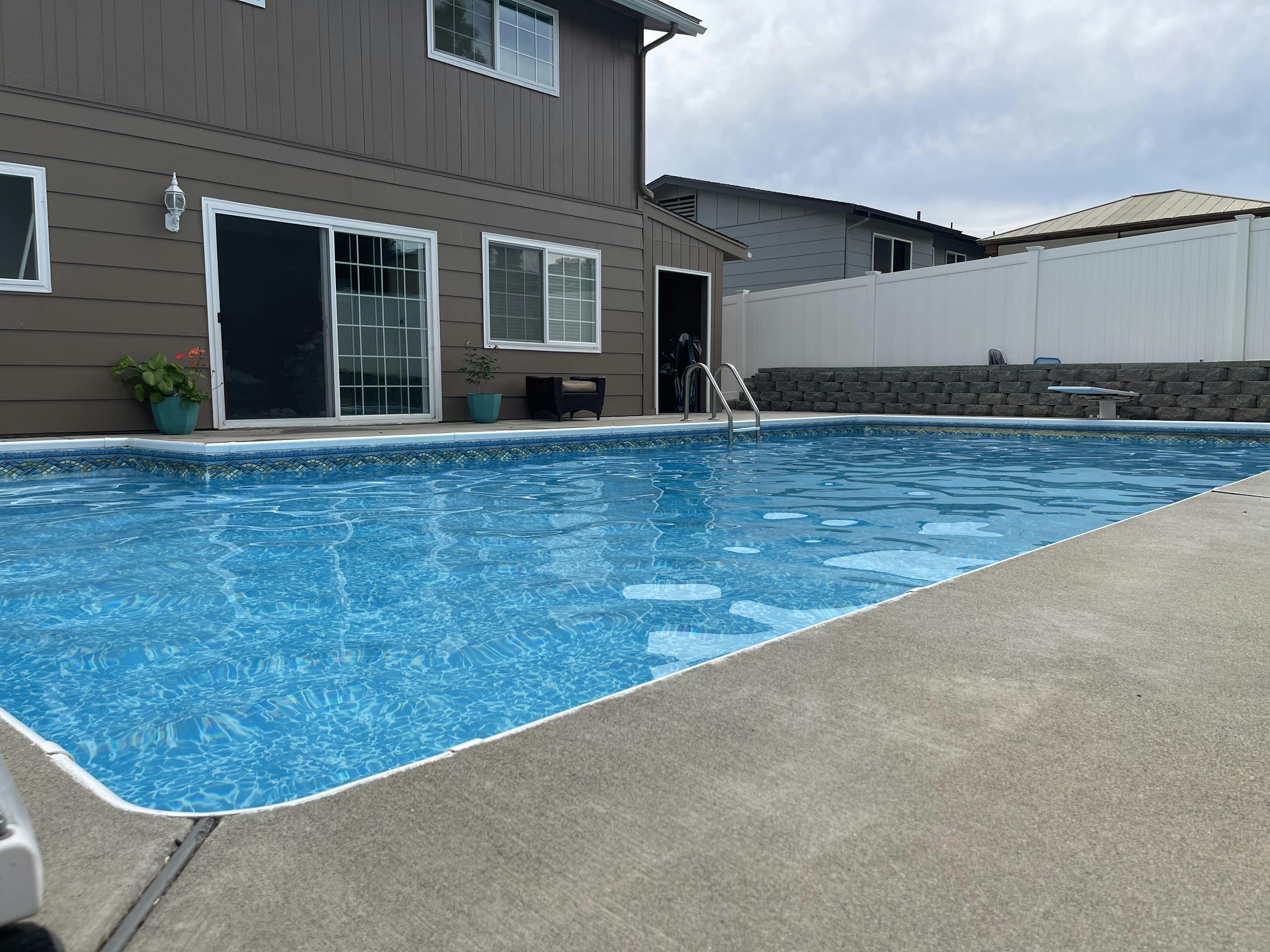 Backyard Bliss: Dive, Relax, Unwind - Private Pool in East Wenatchee ...