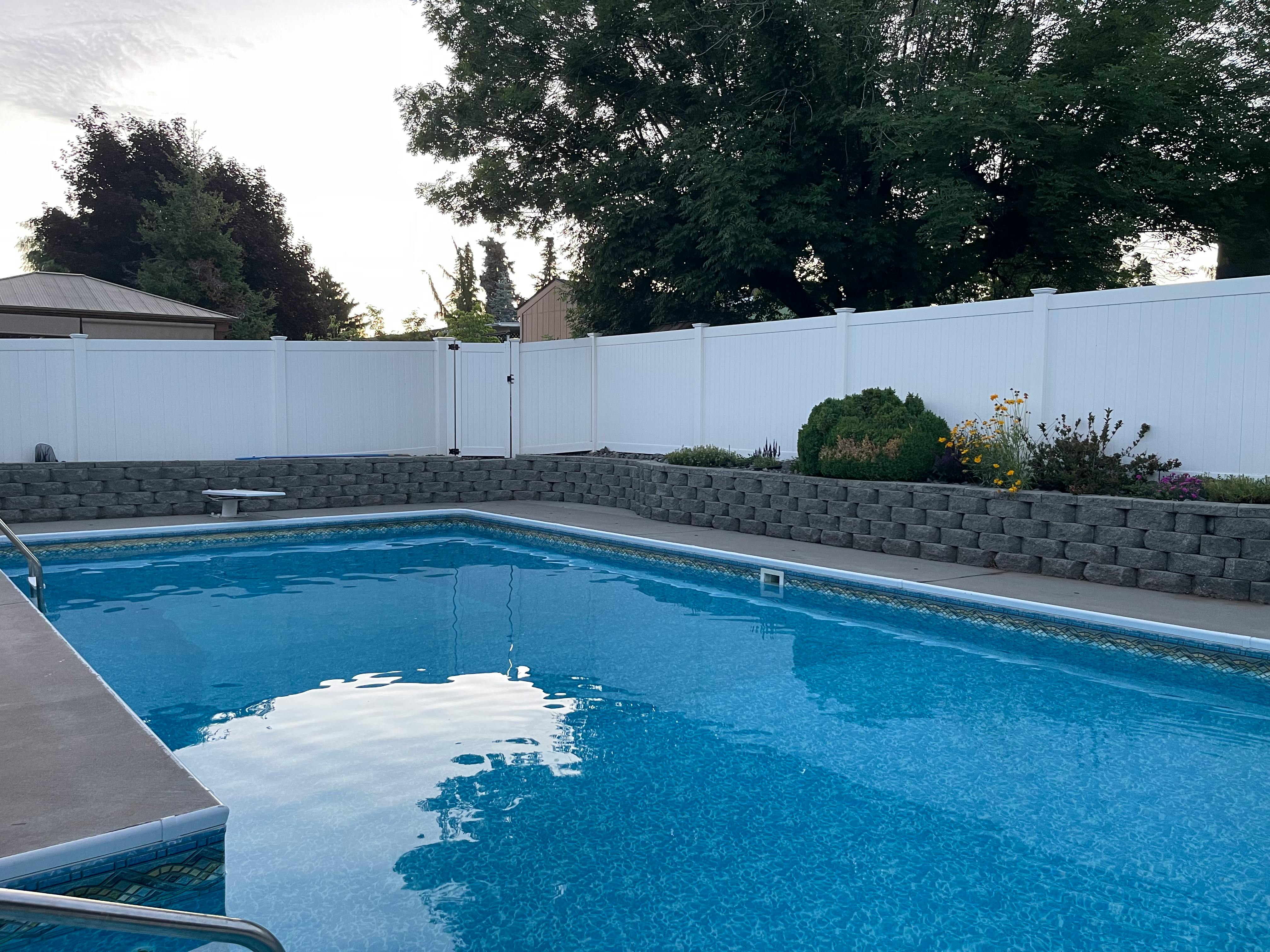 Backyard Bliss: Dive, Relax, Unwind - Private Pool in East Wenatchee ...