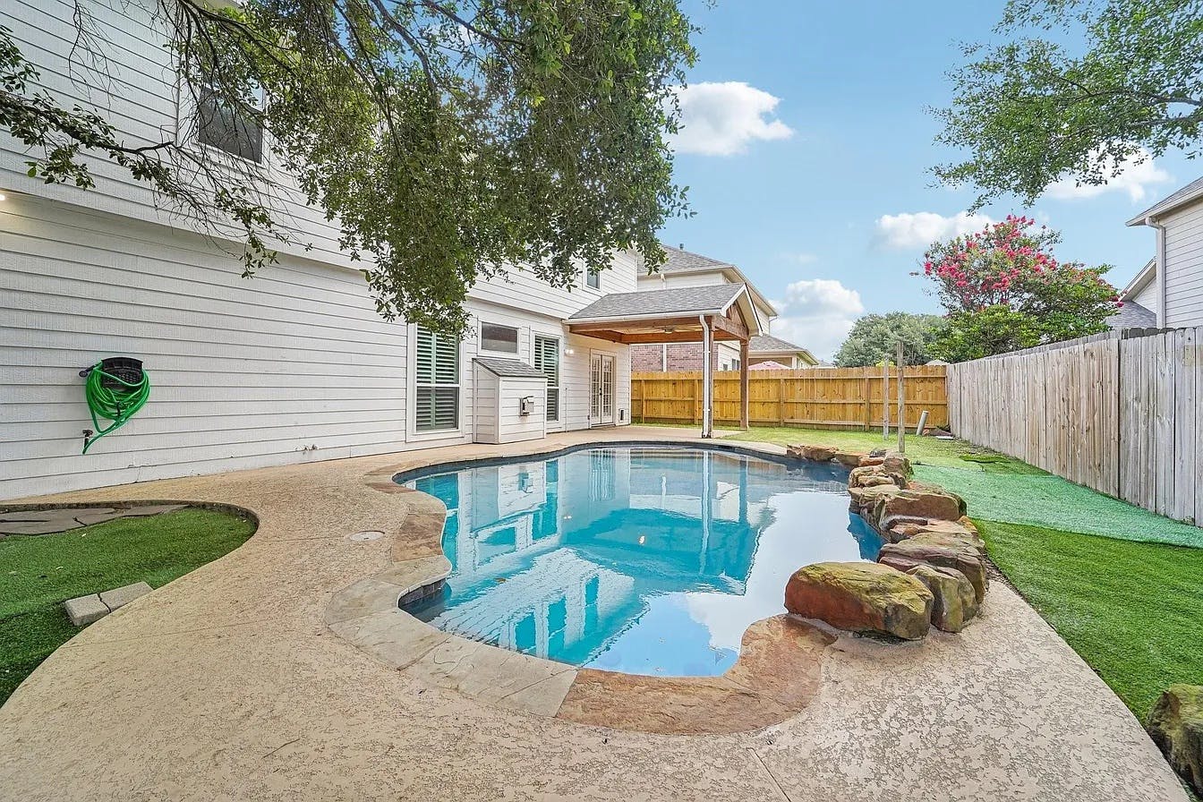 Backyard Exotic Oasis - Private Pool in Spring - Swimply