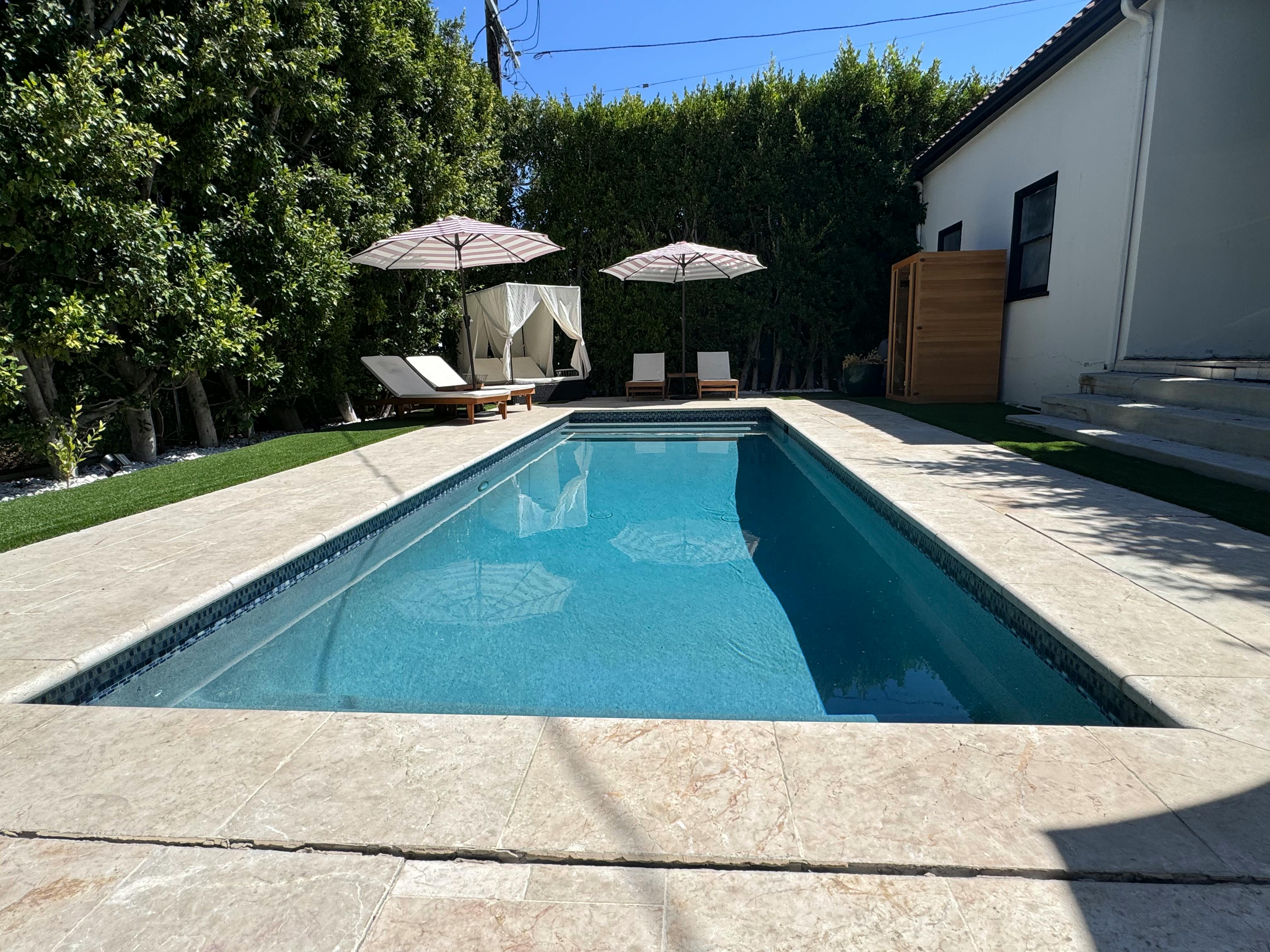Picturesque Pool in Hollywood with Cabana - Private Pool in Los Angeles ...