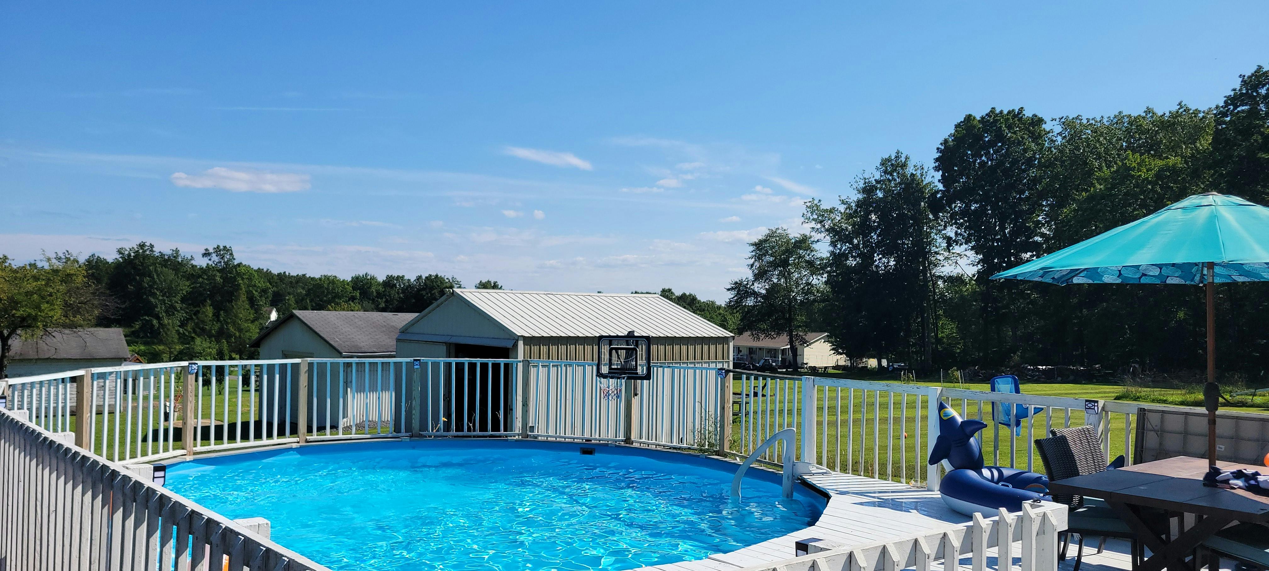 The Pike Swim and BBALL Court - Private Pool in Morgantown - Swimply