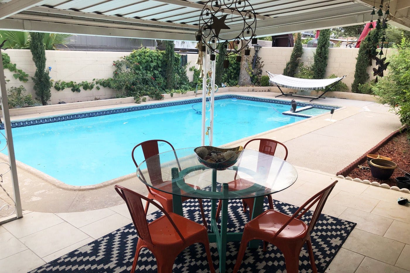 CHILL & SWIM LIKE A QUEEN! - Private Pool in Las Vegas - Swimply