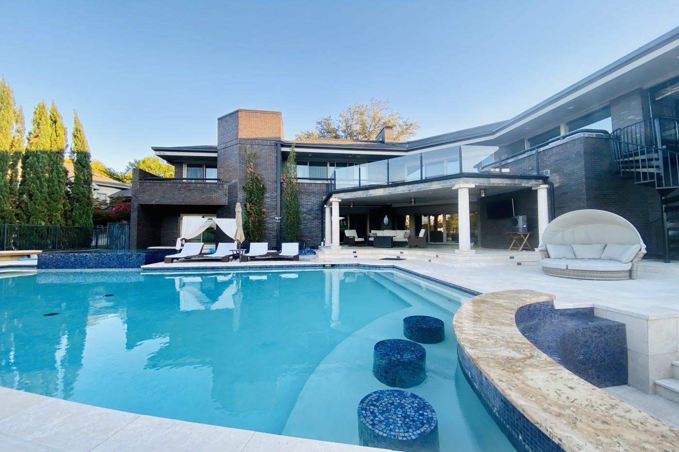 Pool with a spectacular view - Private Pool in Irving - Swimply