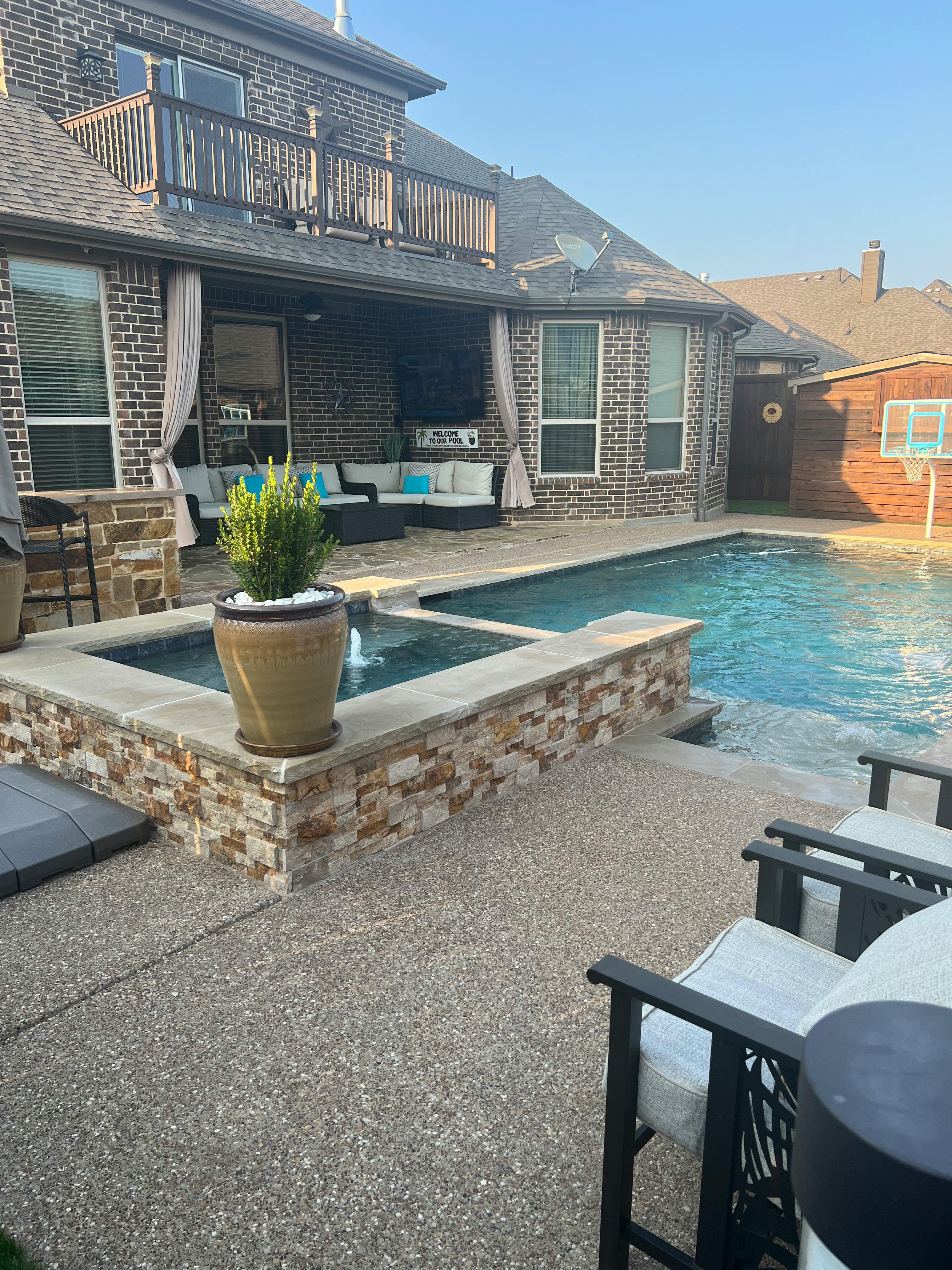Private pool available for up to 10 guests - Private Pool in Arlington ...