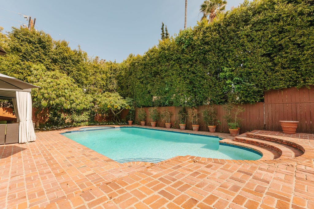 Heated Bh Weho Pool (hot Tub Available) - Private Pool in Beverly Hills ...